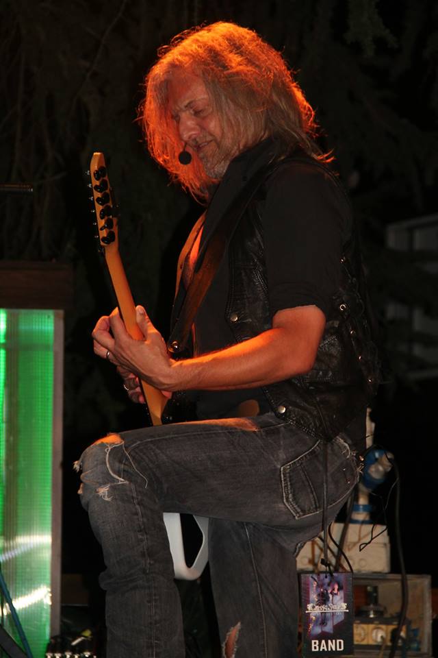 Man – Crying Steel